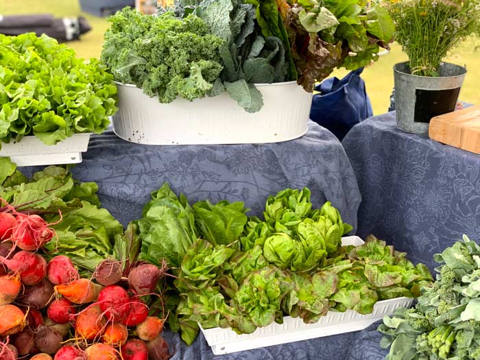 How to create the perfect farmers' market display - behind the scenes ...